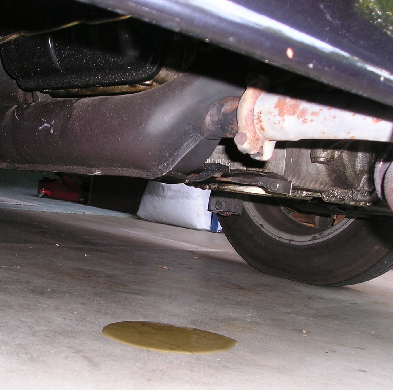 Oil Leakage Oil Leakage